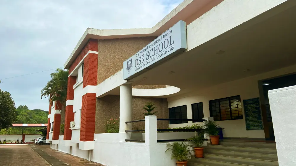 About Us – DSK School